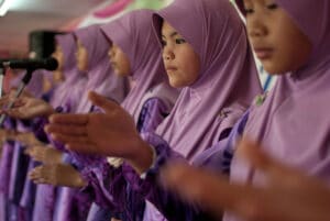 First Ever Nasheed In Islam By Rafia Tahir - Islamic Music Hub